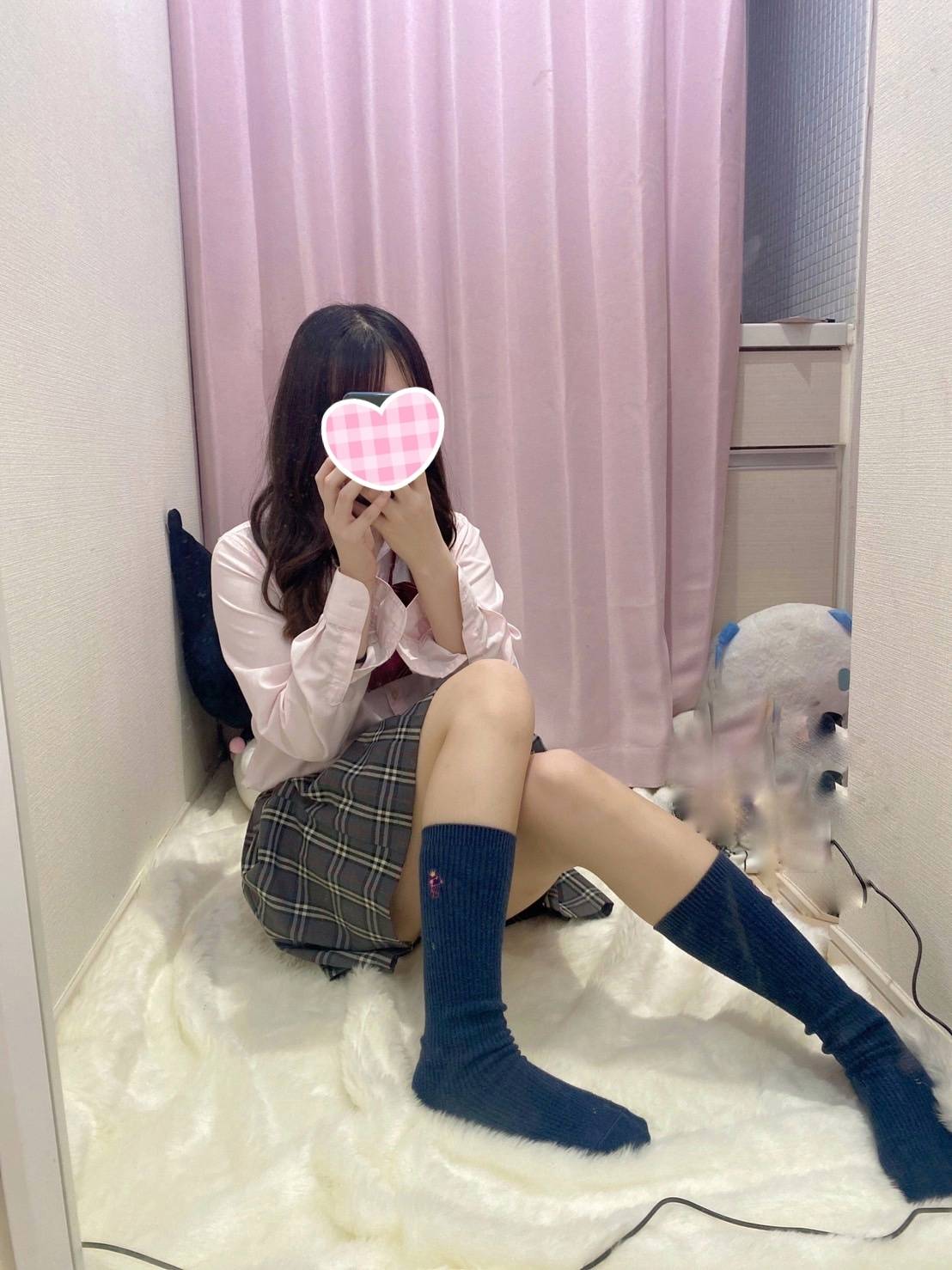 【体験入店ニュース】現役感丸出し幼さあふれる背徳感満載幼顔ロリルックス | 横浜JKリフレ-18歳ロリと制服JKリフレ専門店 横浜制服オーディション